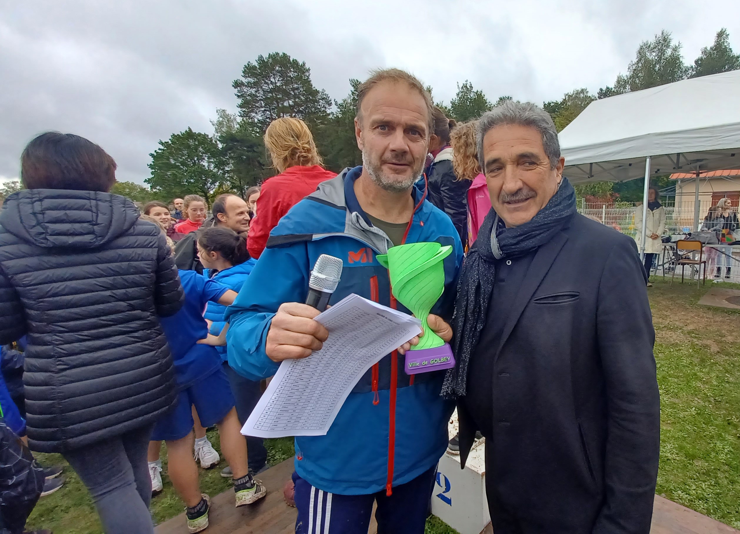 Cross du collège : le plaisir de courir ensemble ! - Ville de Golbey